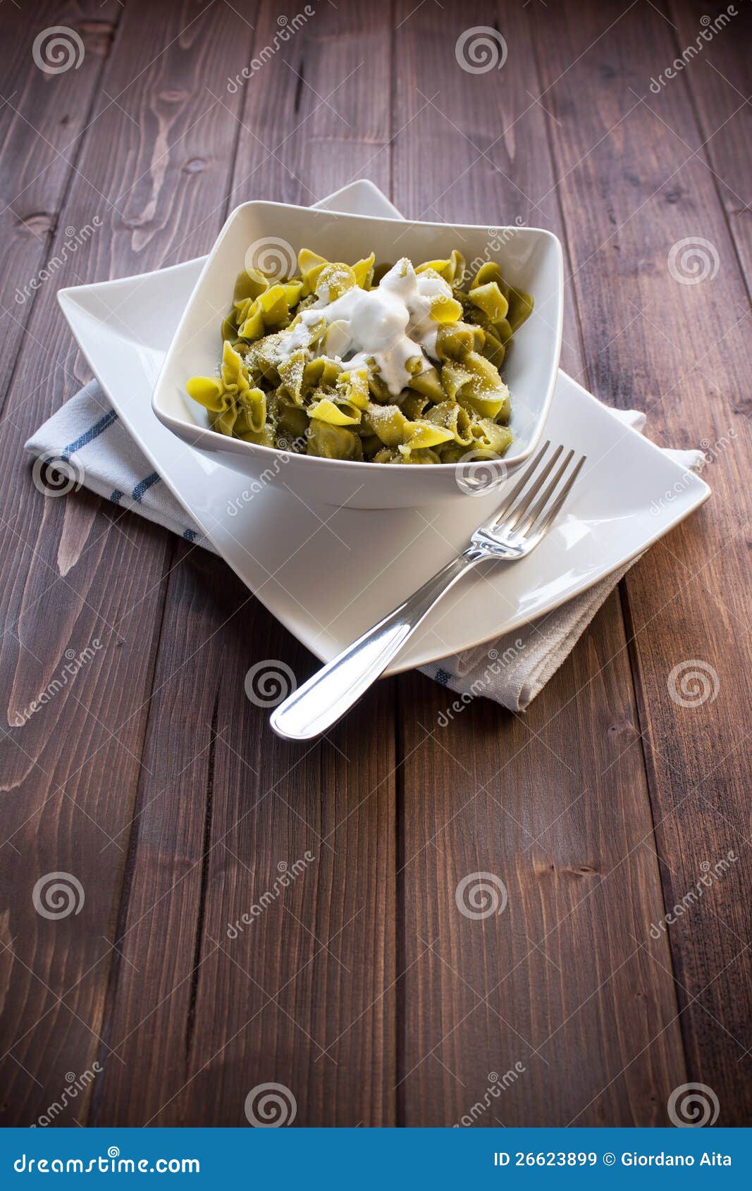 Sacchettini Di Pasta All Uovo Stock Image - Image of feed, tasty: 26623899