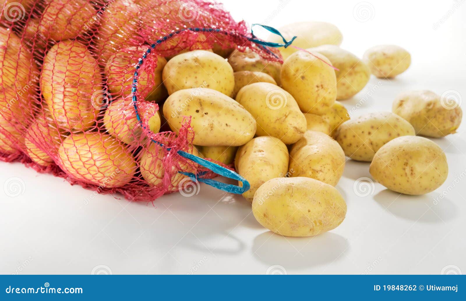 Saco de batatas frescas foto de stock. Imagem de microplaquetas - 19848262