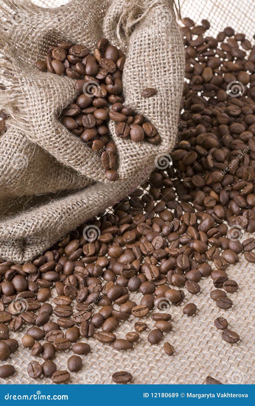 Saco del café imagen de archivo. Imagen de macro, tiro - 12180689