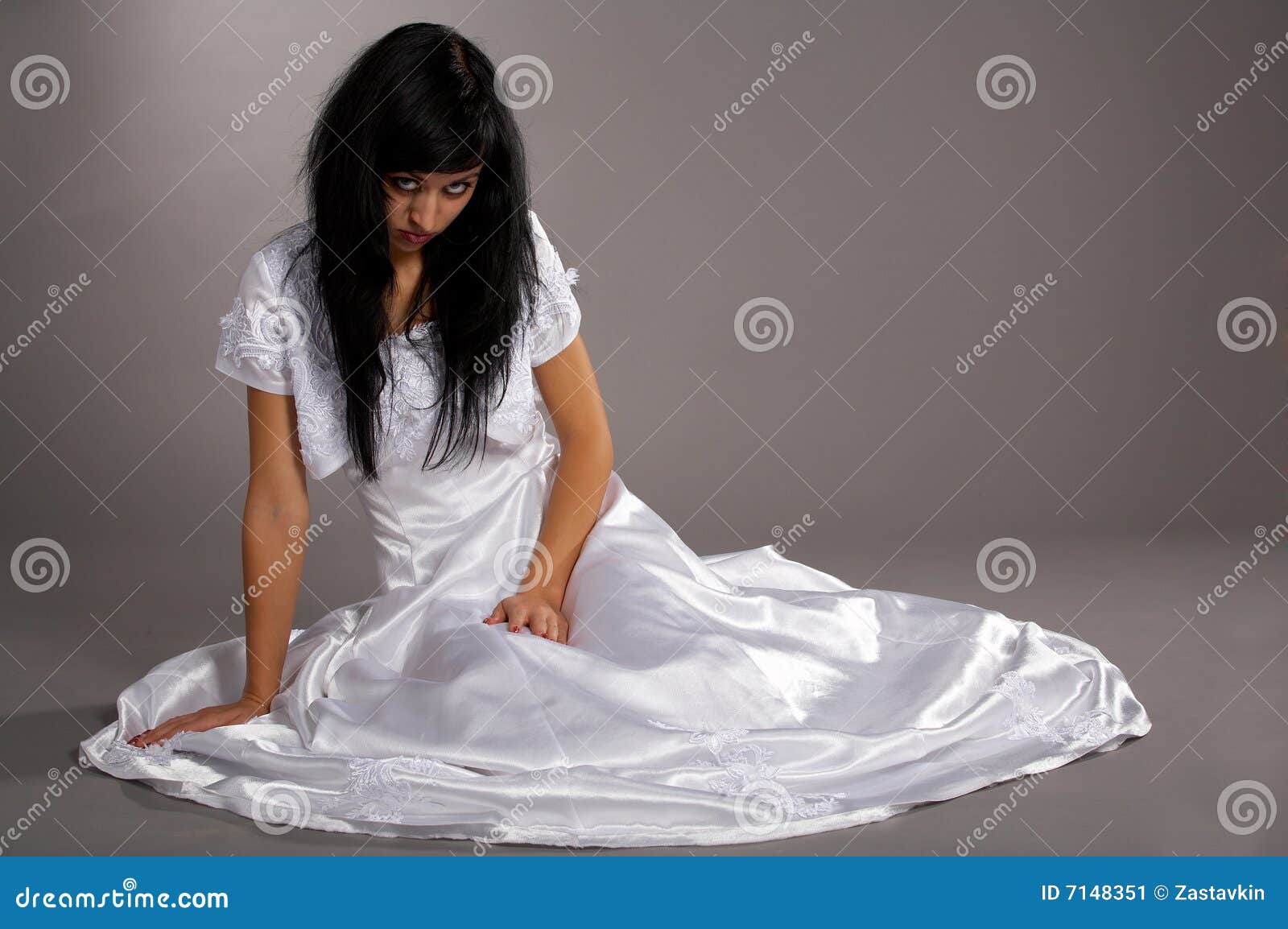 Sad bride stock image. Image of people, fashion, latin - 7148351