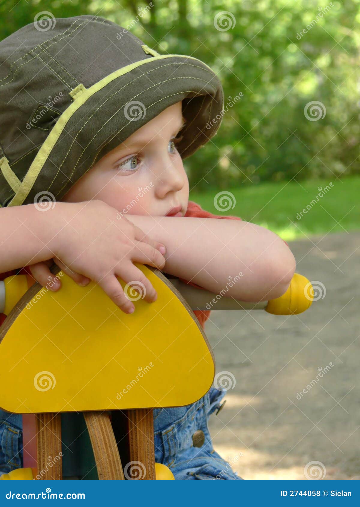 Sad child stock photo. Image of youth, thoughtful, tender - 2744058