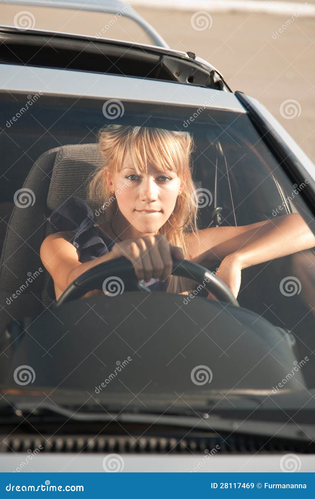 Sad driver girl stock image. Image of suntan, blonde - 28117469