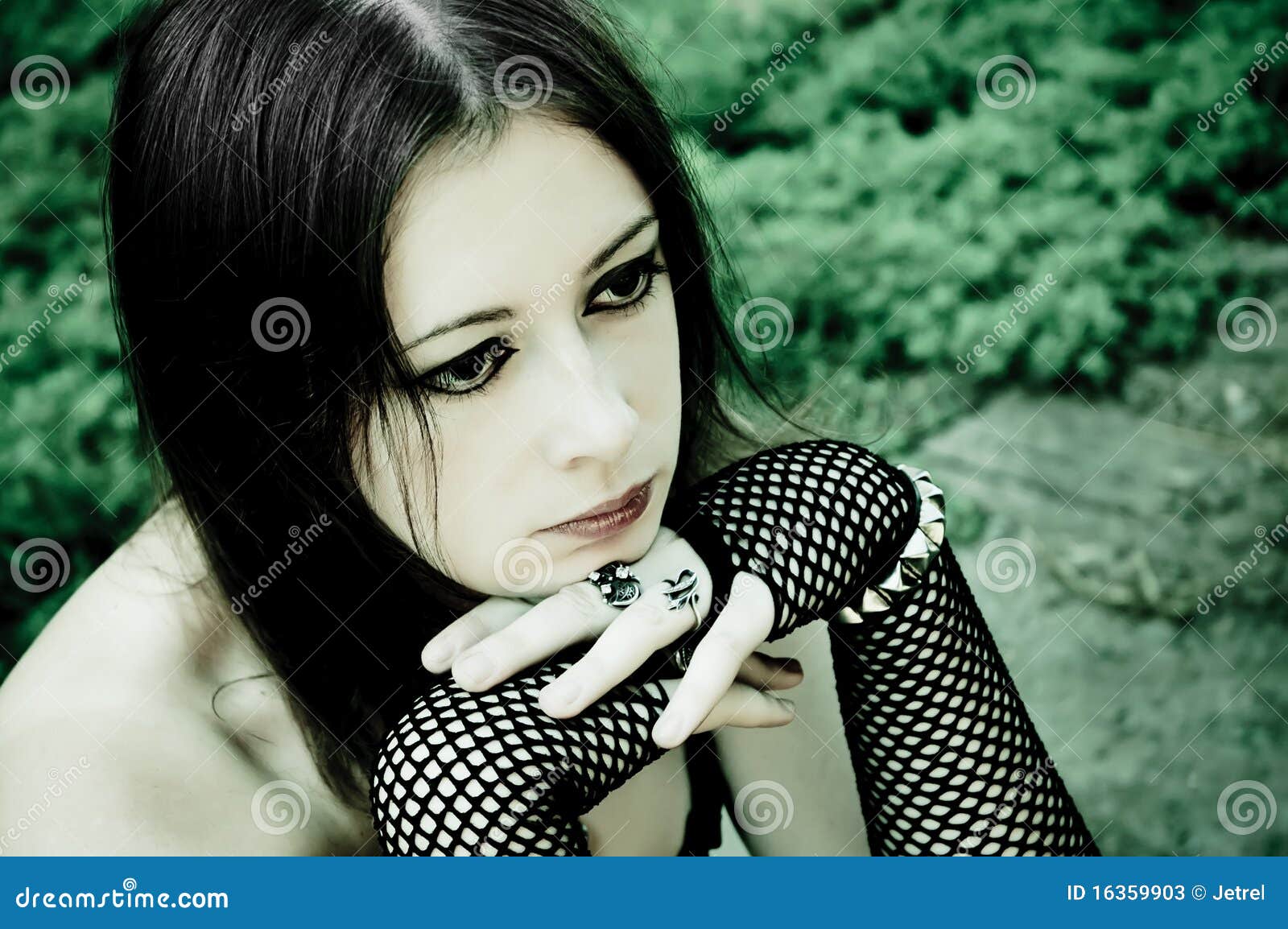 2,187 Sad Gothic Girl Photos - Free & Royalty-Free Stock Photos from ...