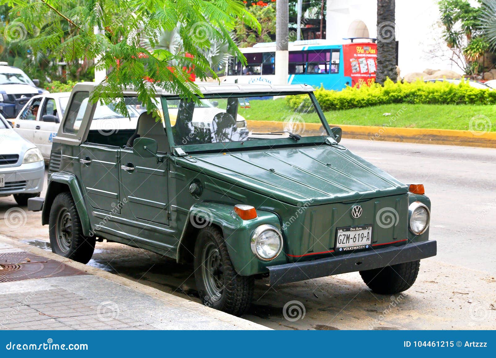 Safari de Volkswagen image éditorial. Image du safari - 104461215