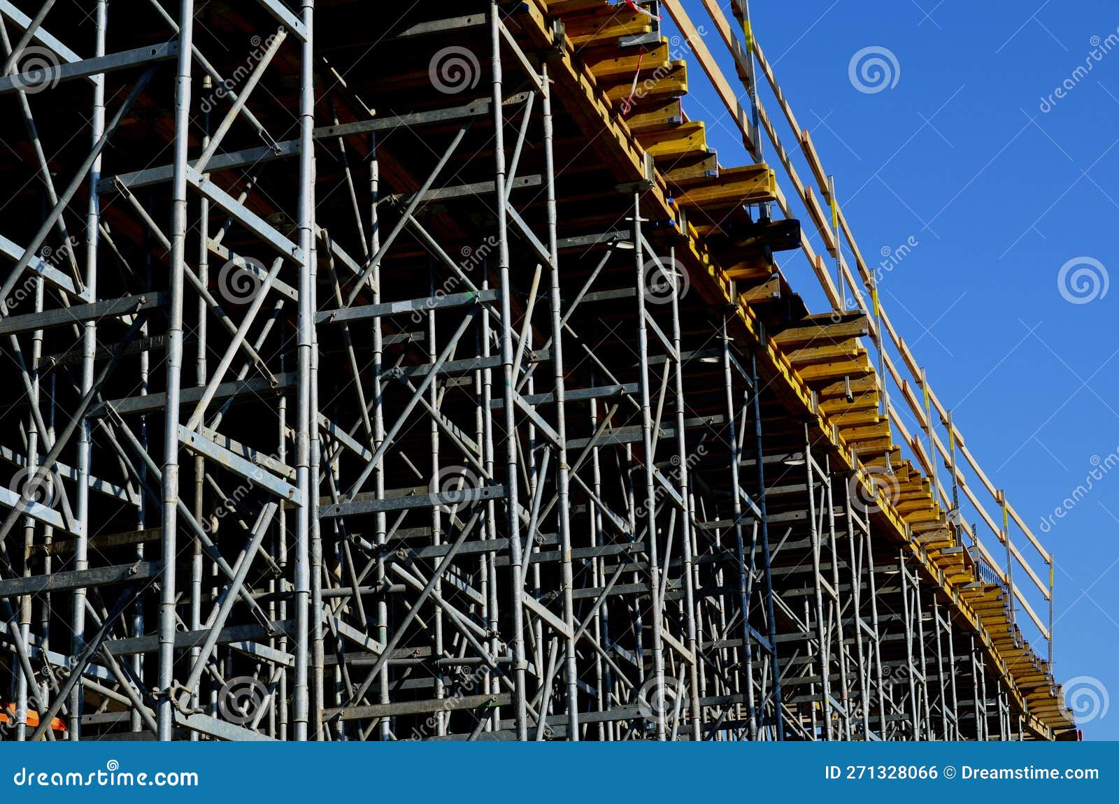 Safe and Adjustable Construction Stand Made of Hot-dip Galvanized Stock ...