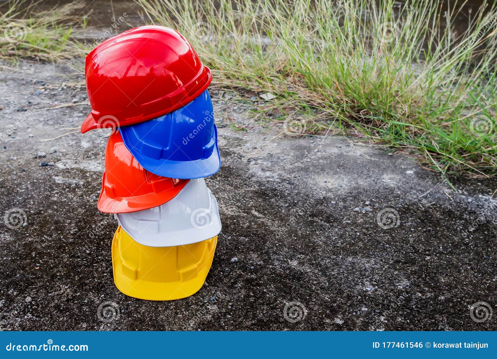 Safety Helmets are a Safety Protection Device in Construction Sites for ...