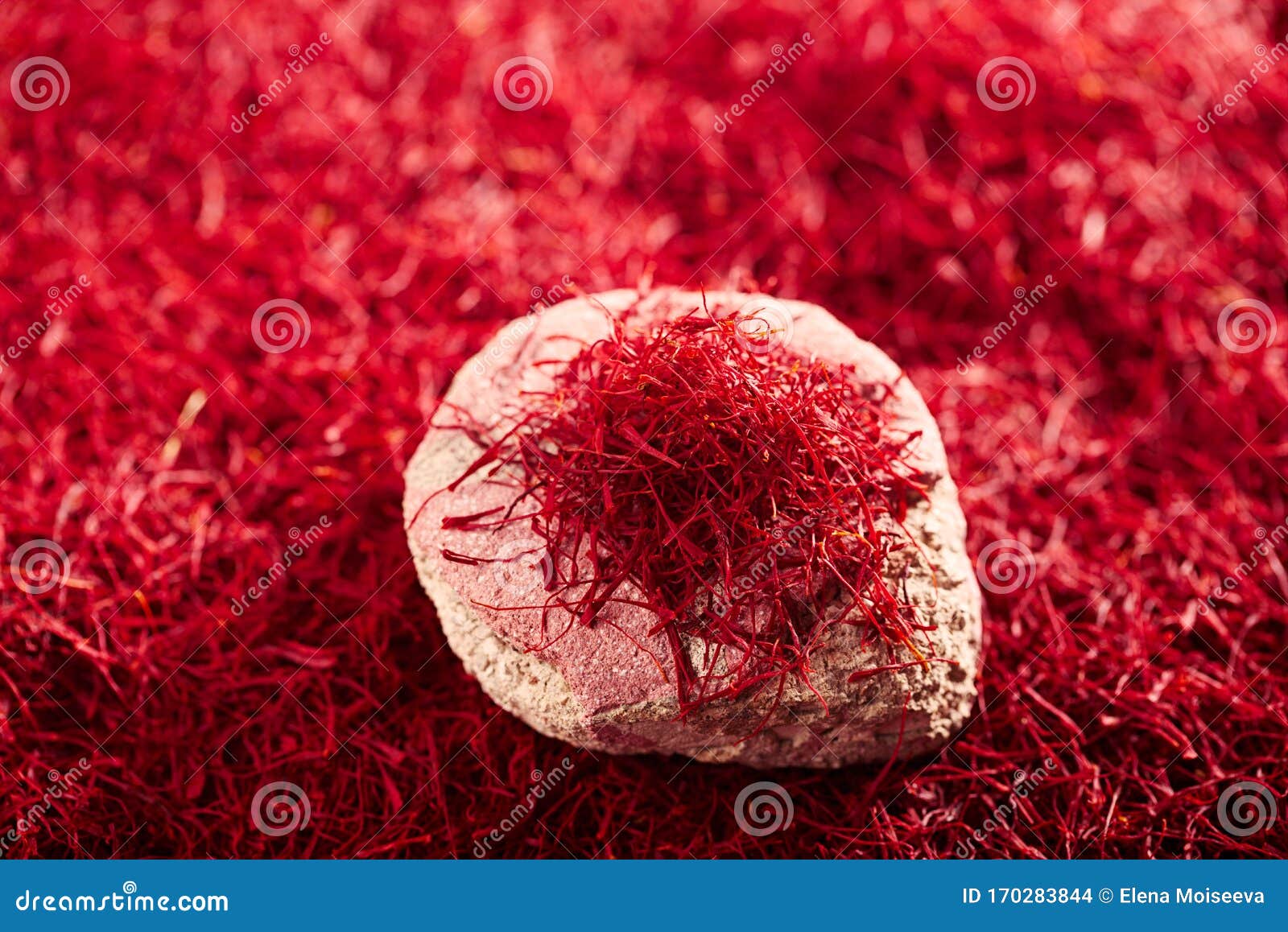 Saffron threads background stock photo. Image of safran - 170283844