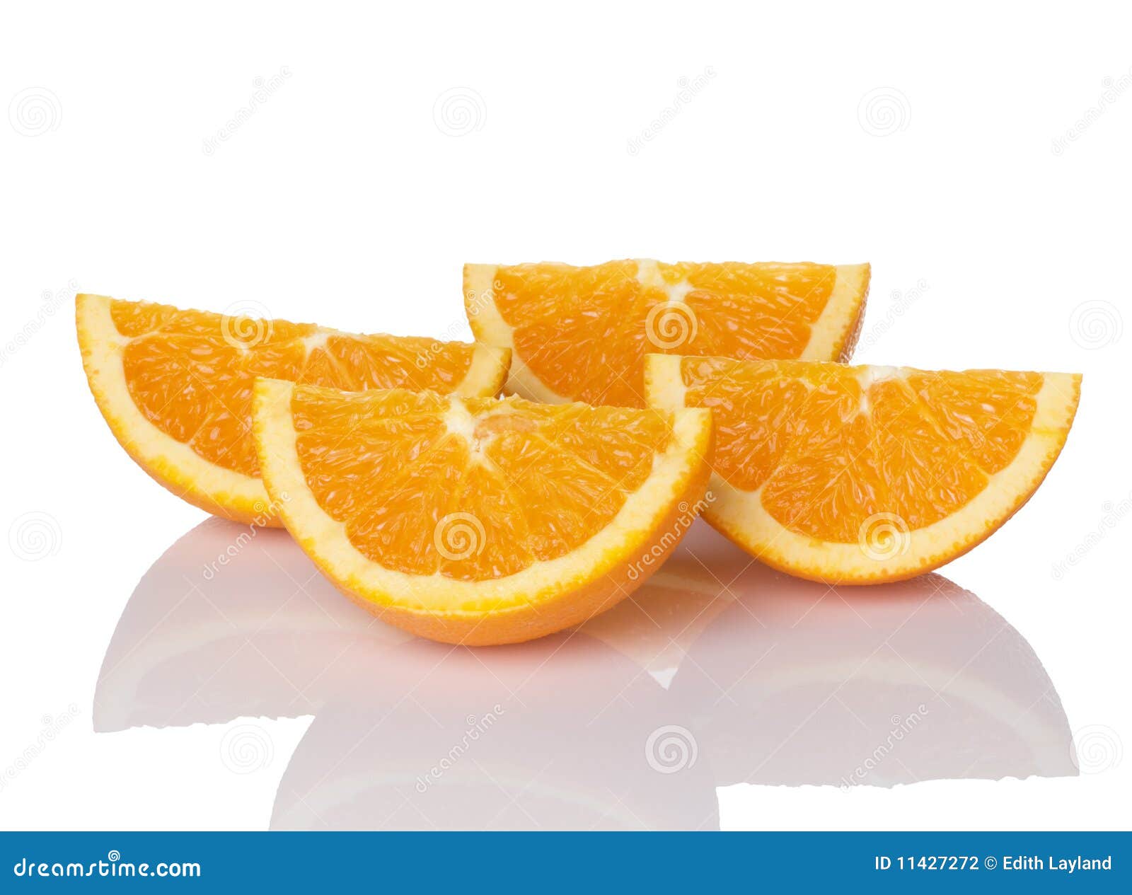 Saftige orange Scheiben stockfoto. Bild von orange, nahrhaft - 11427272