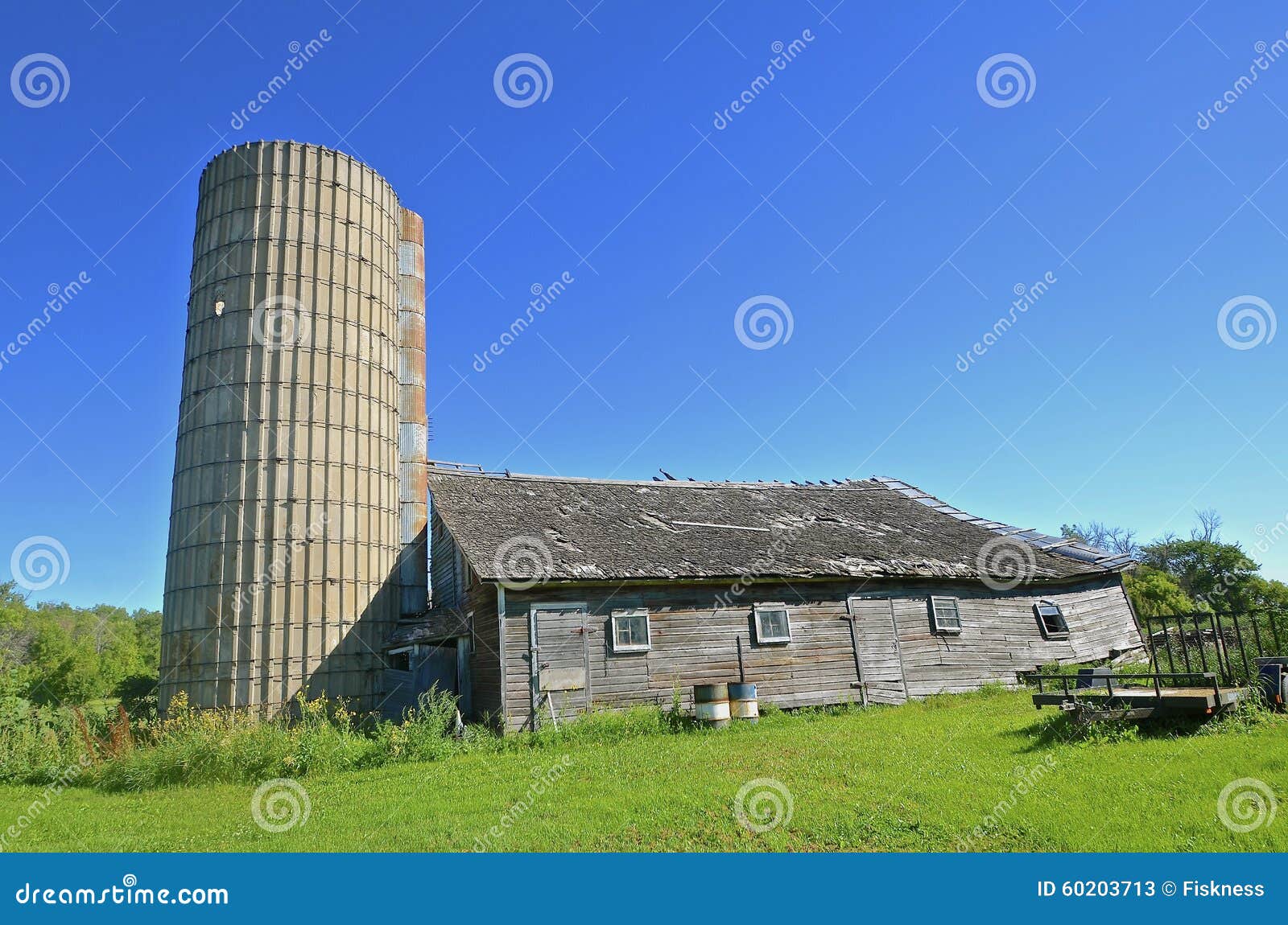 Sagging rickety old barn stock image. Image of staves - 60203713