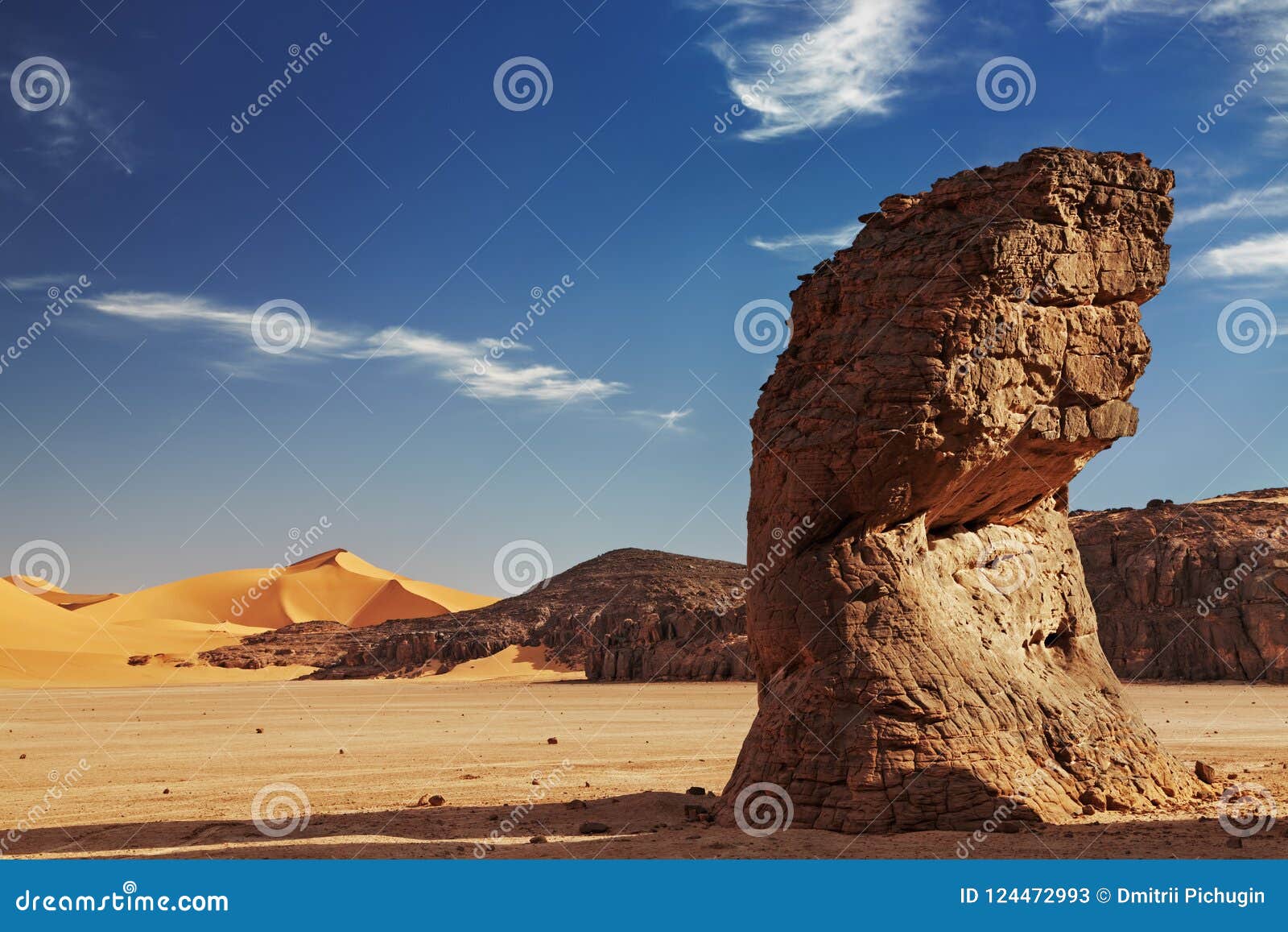 Sahara Desert, Algeria stock image. Image of blue, mountain - 124472993