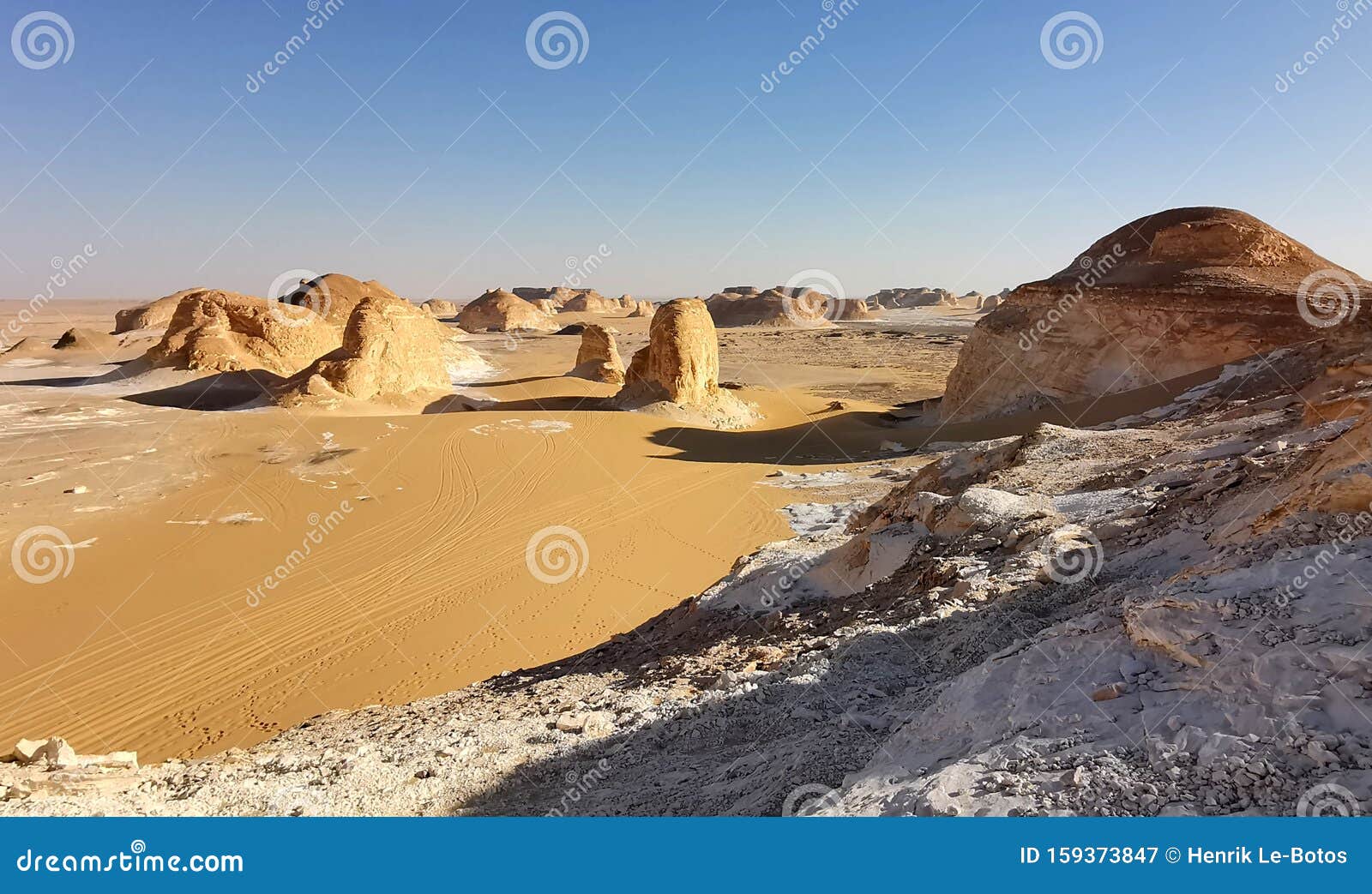 Sahara landscape stock image. Image of desert, wadi - 159373847