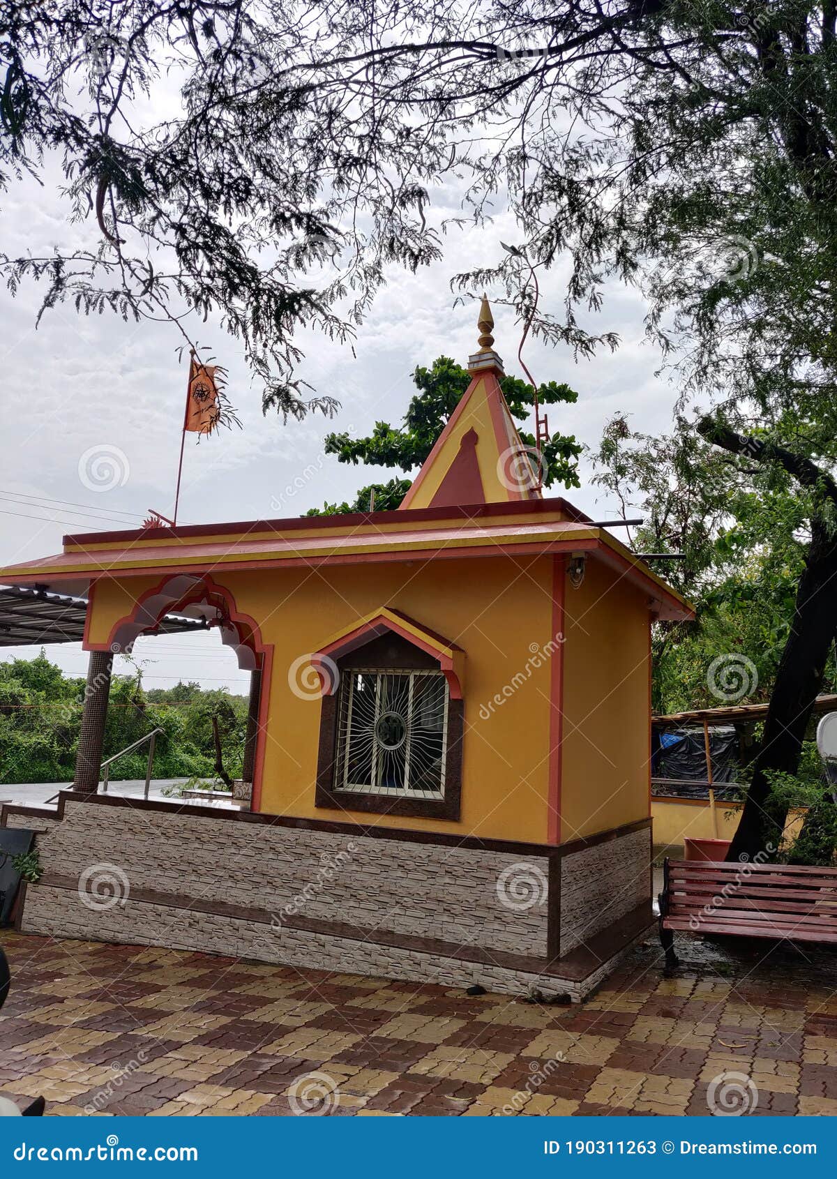 Sai baba mandir stock image. Image of iron, beautiful - 190311263