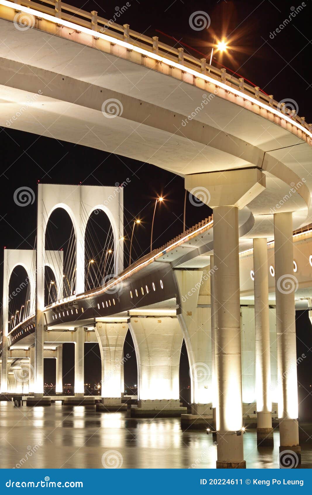Sai Van bridge stock image. Image of facade, metropole - 20224611