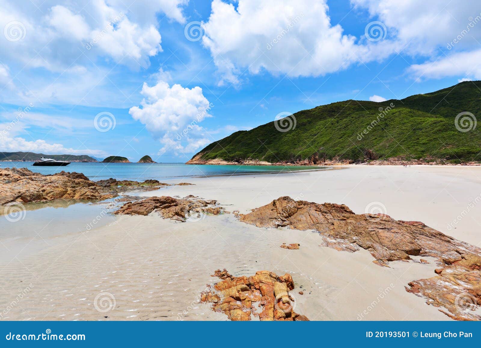 Sai Wan beach stock image. Image of outdoor, background - 20193501