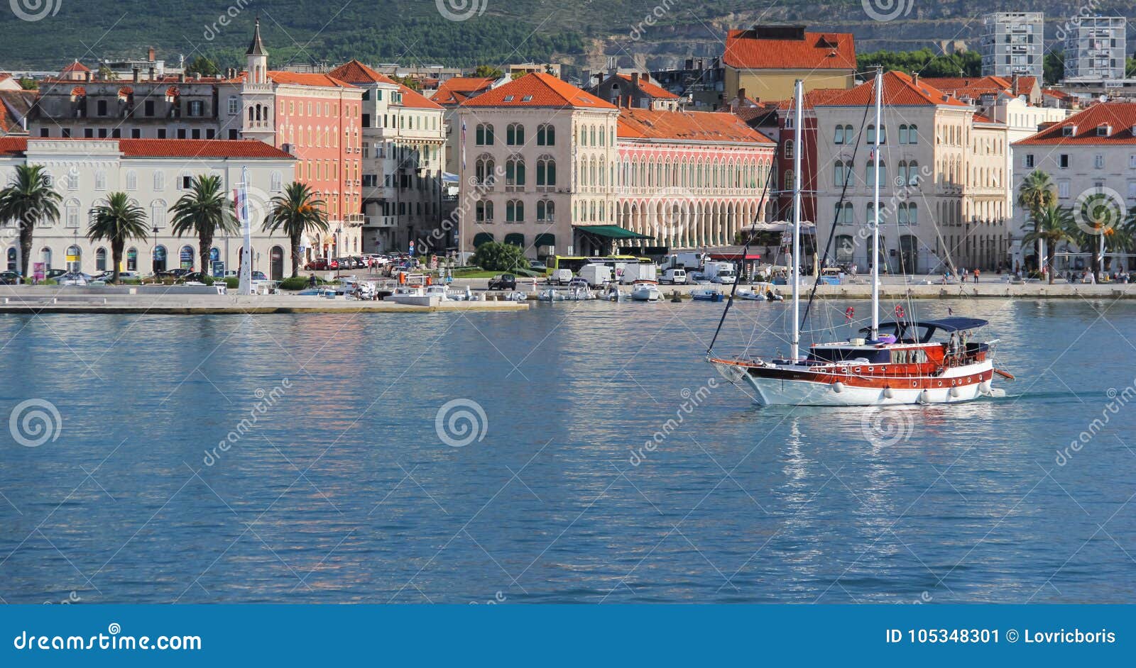 The Sailboat Leaves Split Port Editorial Photo - Image of reflection ...