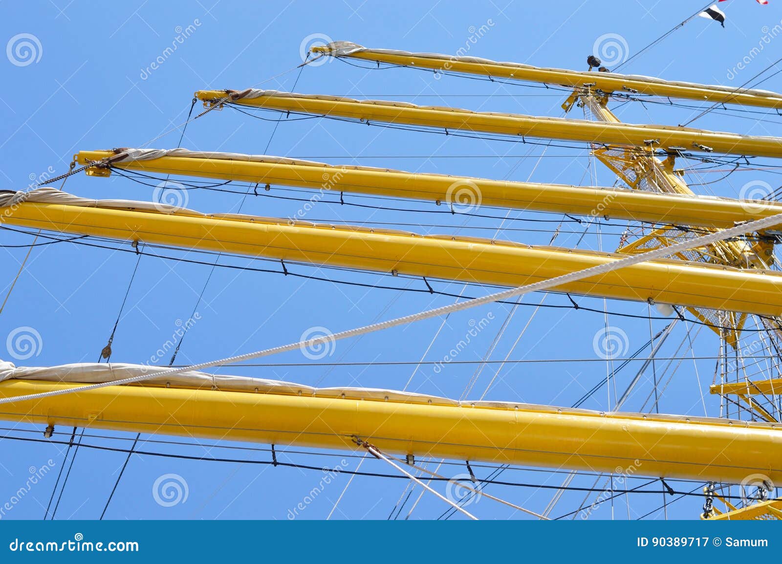 The Sailboat mast stock image. Image of power, block - 90389717