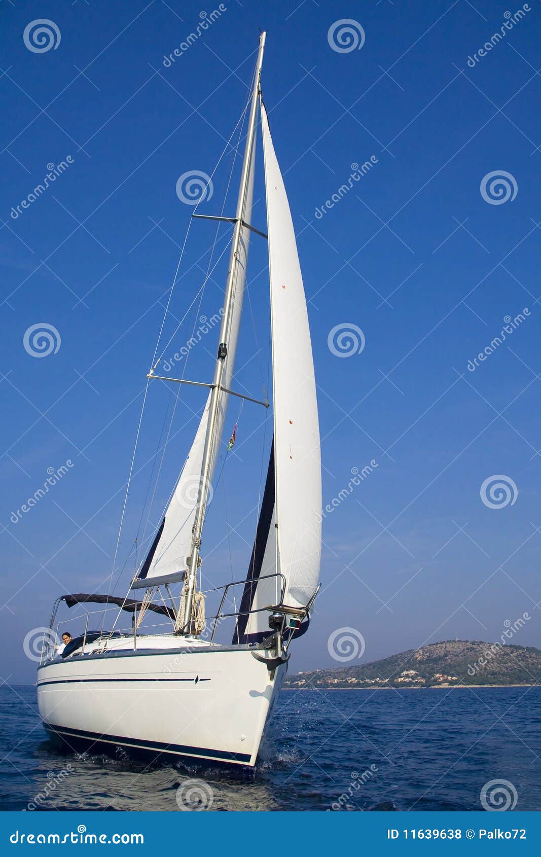 Sailing on the Adriatic Sea Stock Photo - Image of horizon, cruising ...