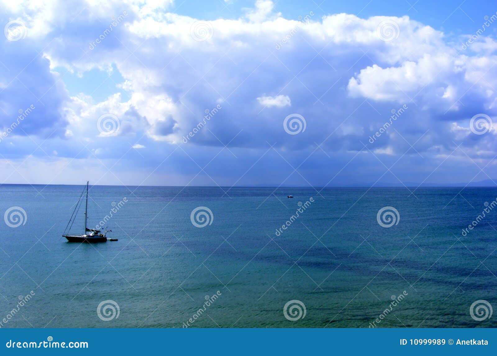 Sailing boat floating stock image. Image of travel, navigate - 10999989
