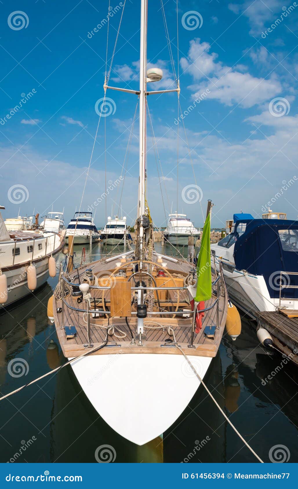 Sailing Boat with Italian Flag Stock Photo - Image of ocean, ship: 61456394