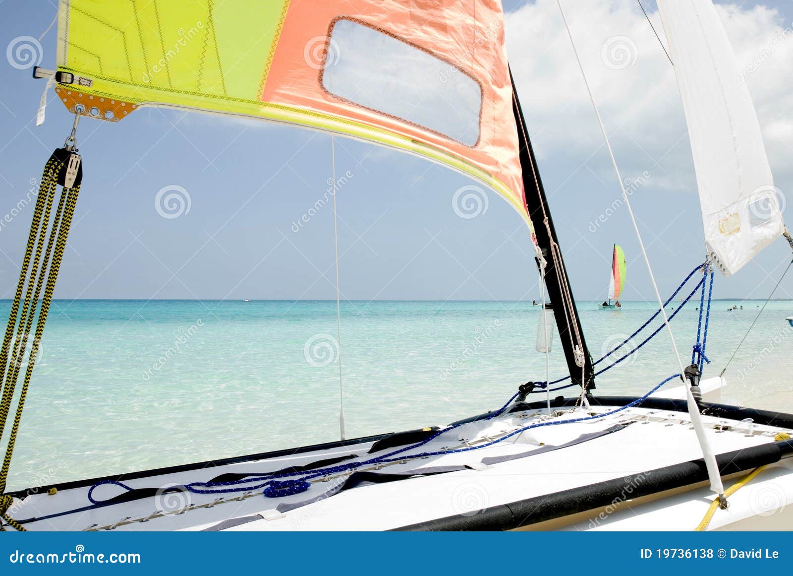 Sailing in the Carribean Beach Stock Photo - Image of cuba, blue: 19736138