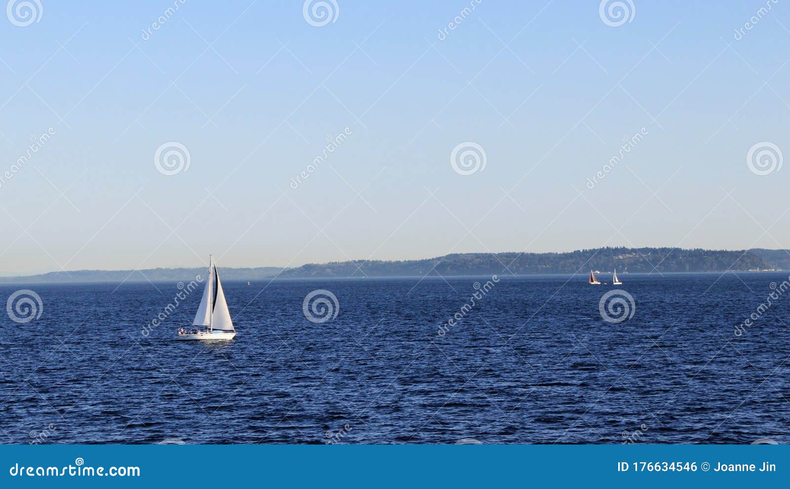 Sailing in Seattle, Blue Ocean Stock Photo - Image of sail, boat: 176634546