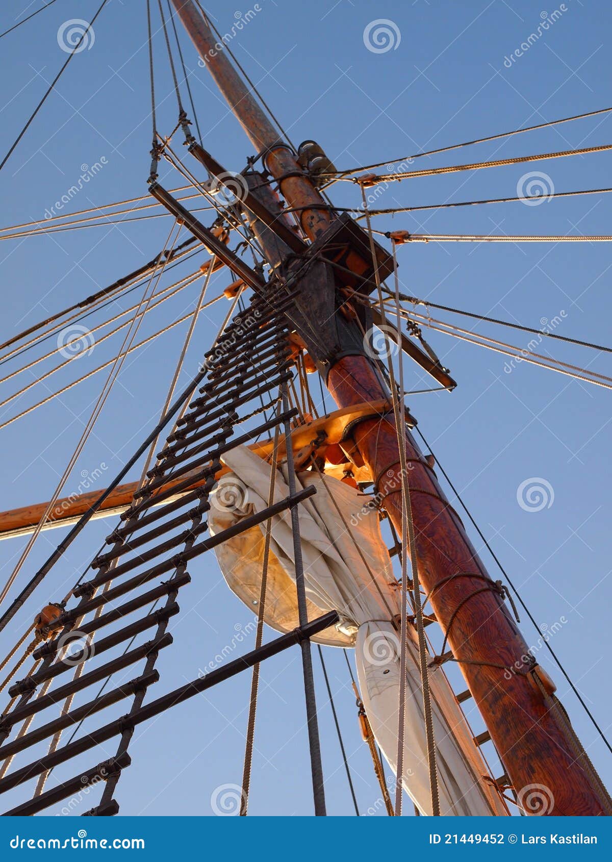 Sailing Ship Mast stock photo. Image of rigging, ship - 21449452