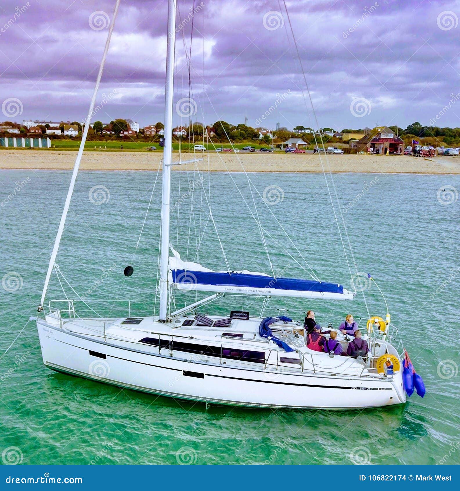 Sailing Solent uk boat editorial stock image. Image of boat - 106822174