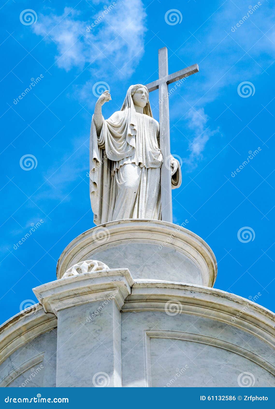 Saint Louis Cemetery #1 stock photo. Image of center - 61132586