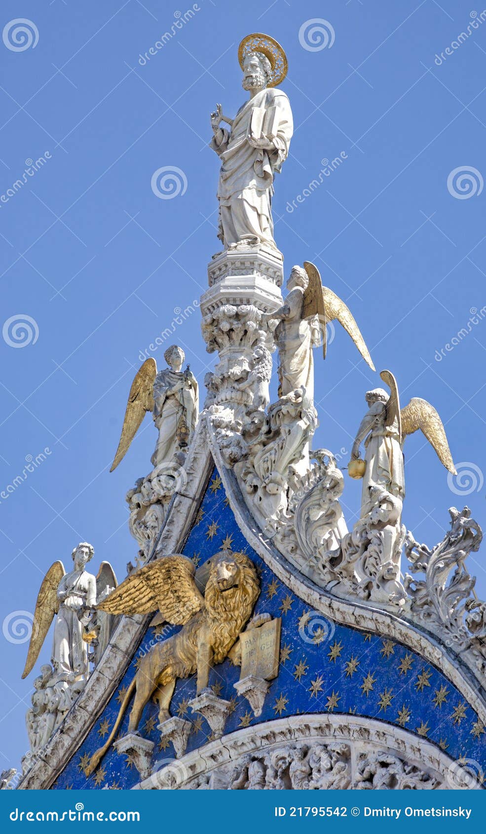 Saint Mark Statue with Winged Lion in Venice Stock Photo - Image of ...