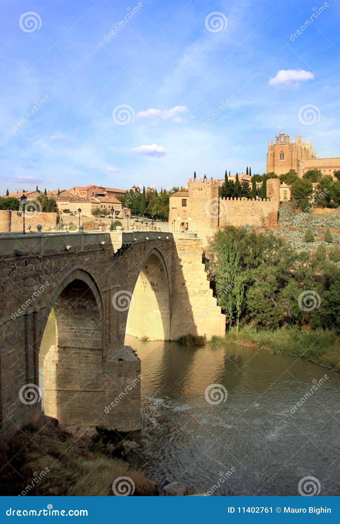 Saint Martin Bridge, Toledo, Spain Stock Image - Image of view ...