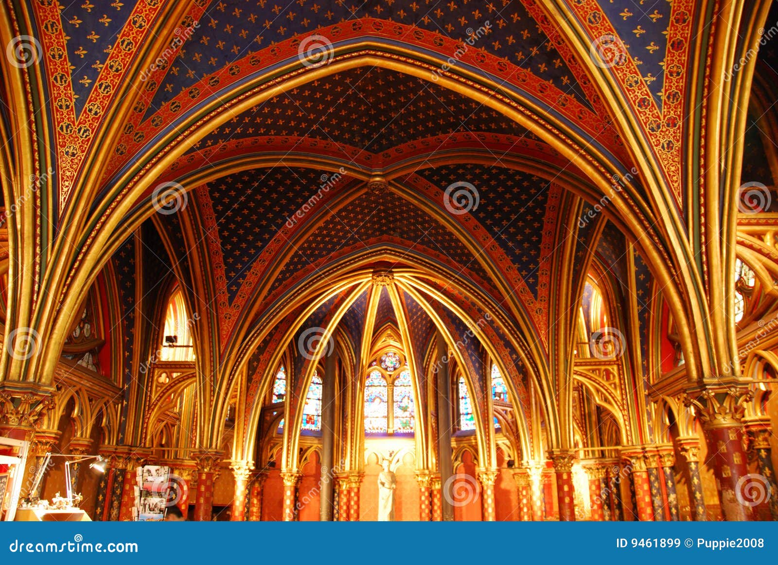 Sainte Chapelle Parijs stock afbeelding. Image of godsdienstig - 9461899