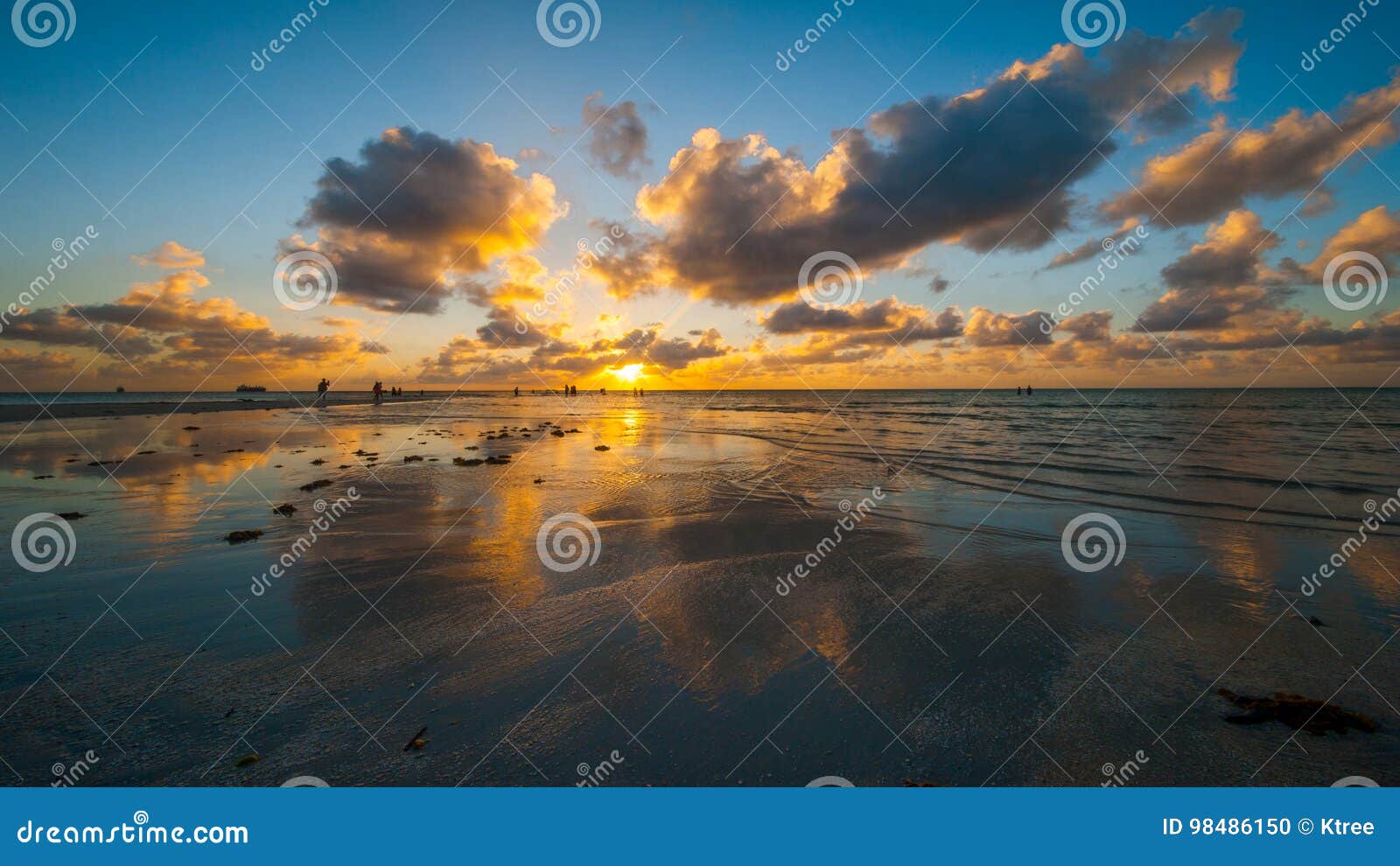 Saipan sunset editorial image. Image of outdoor, building - 98486150