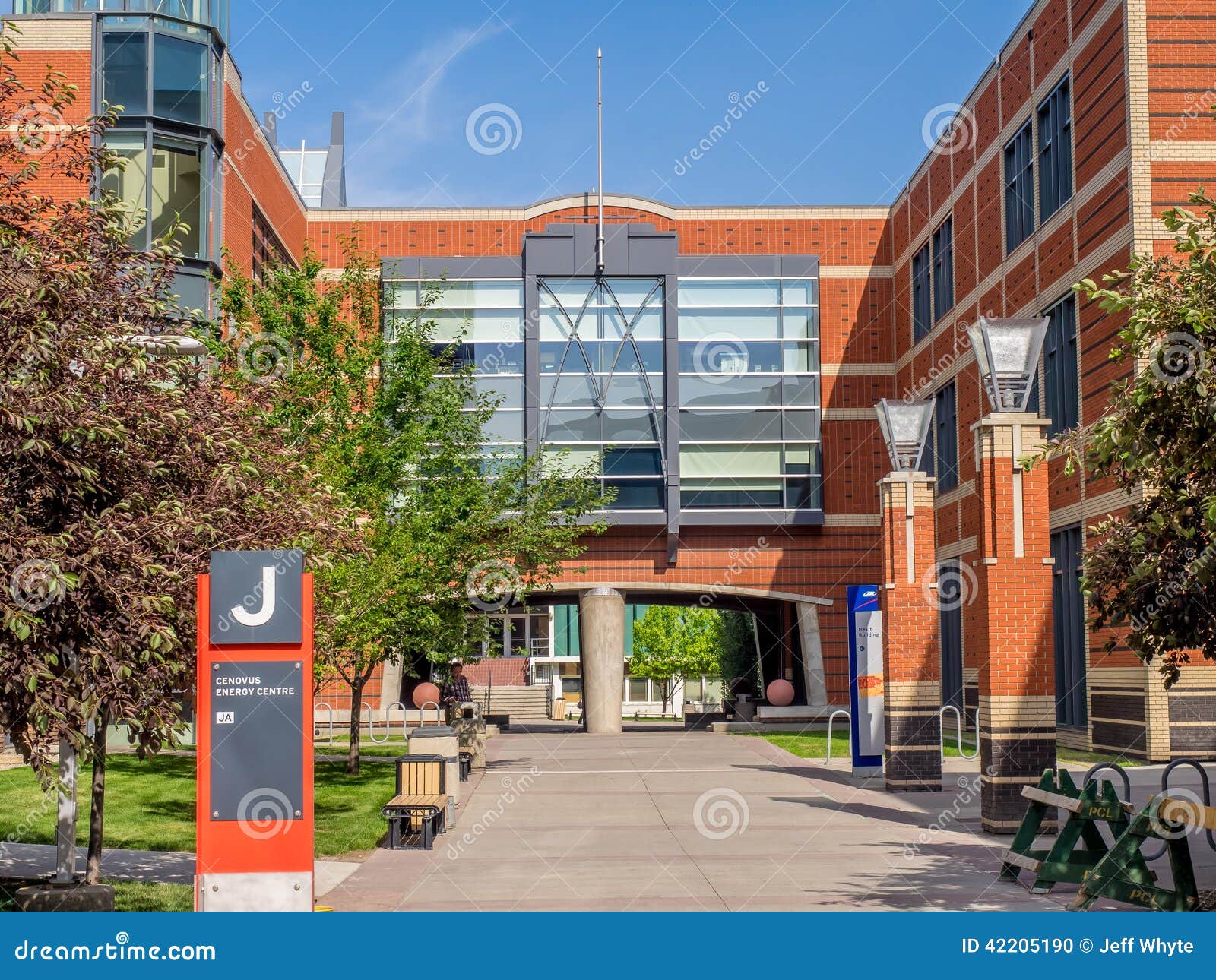 SAIT Polytechnic School Buildings Editorial Image - Image of institute ...