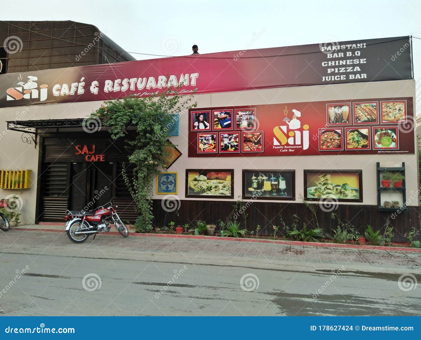 Saj Cafe restaurant editorial stock image. Image of downtown - 178627424