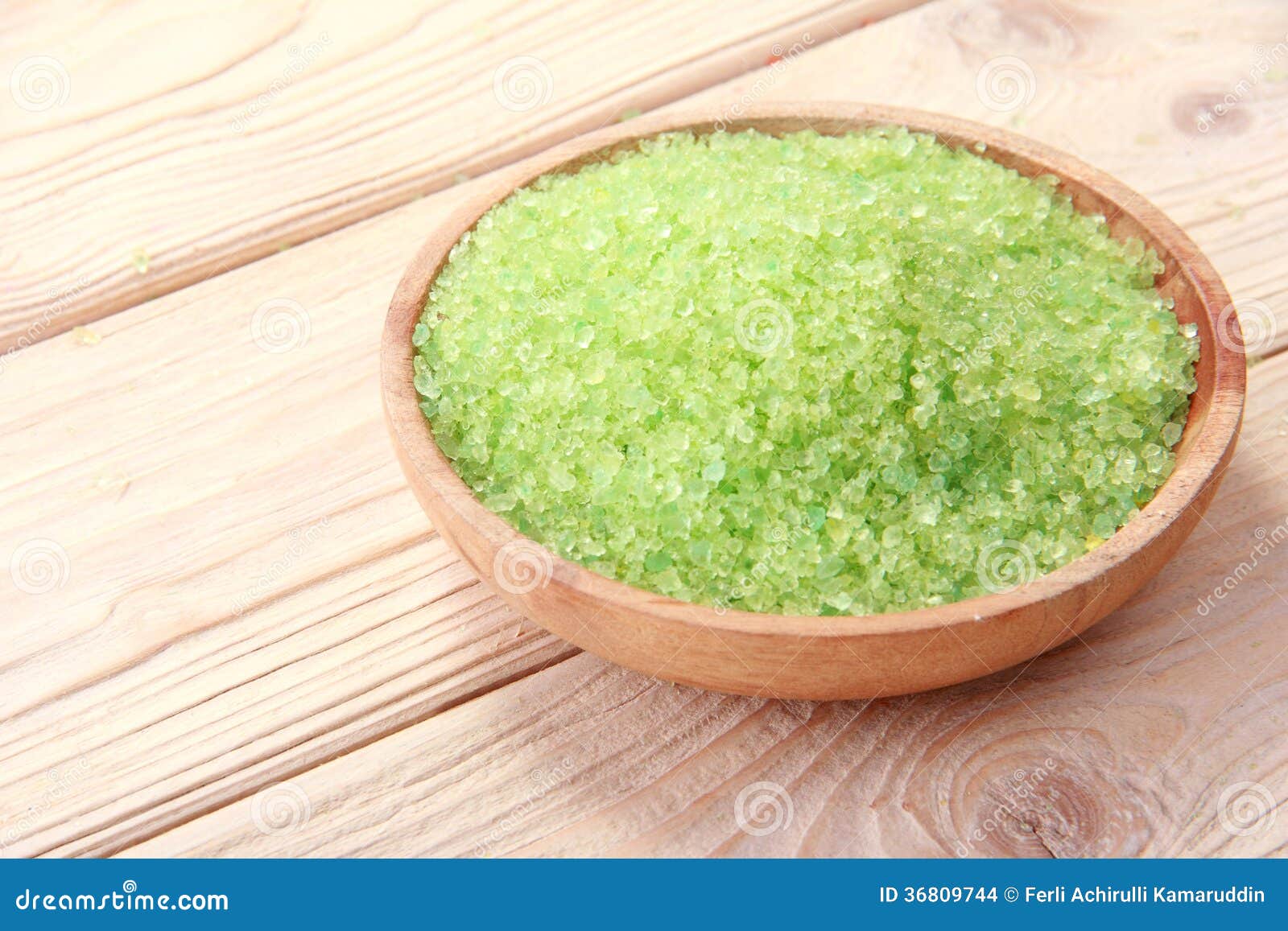 Sal Verde Del Mar Del Balneario Foto de archivo - Imagen de hojas, vida ...