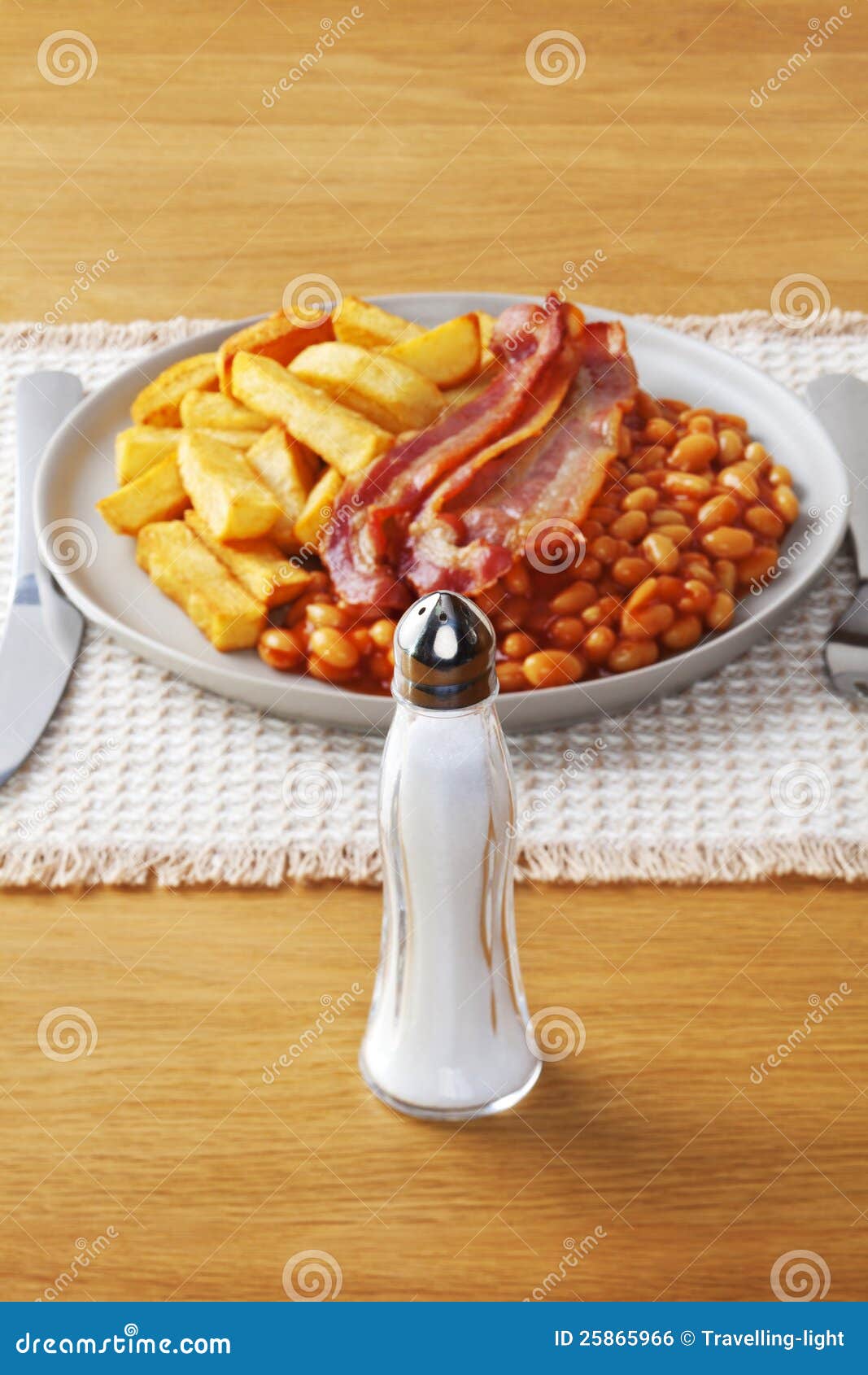 Sal Y Una Comida Grasienta Salada Foto de archivo - Imagen de virutas ...