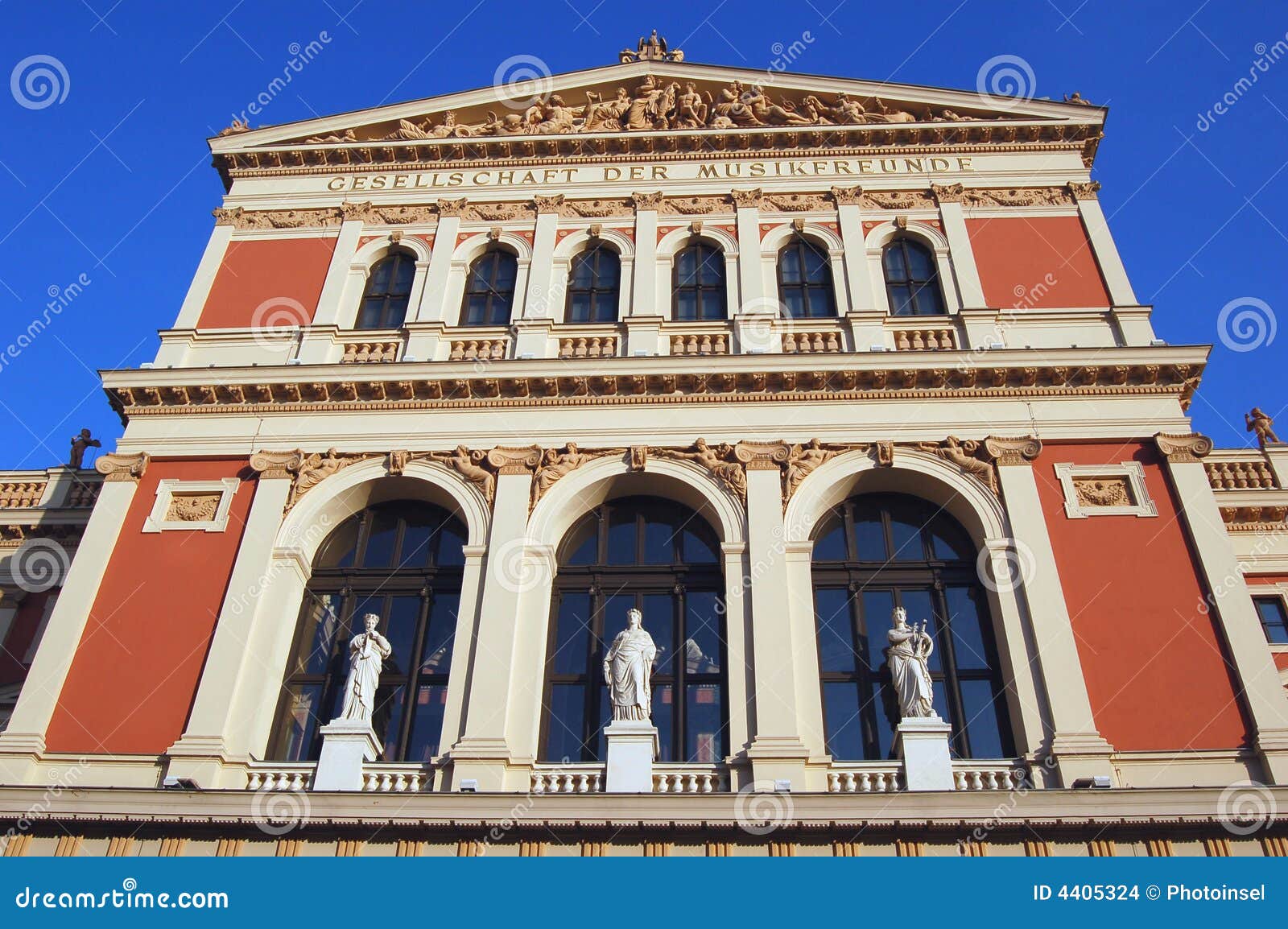 Sala da concerto di Vienna fotografia stock. Immagine di corsa - 4405324