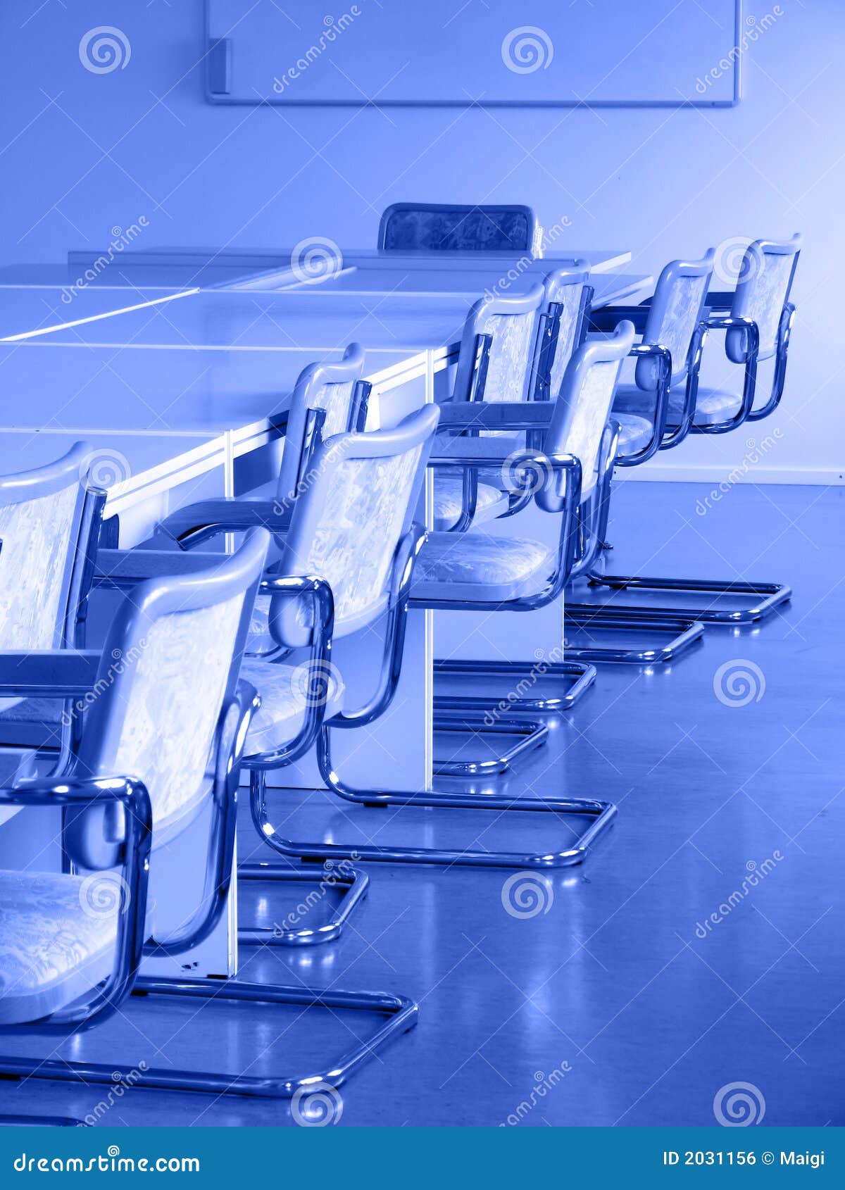 Azul Denim Color Pictures And Images - RGB Color Hex Code [#8080FF - 5%]