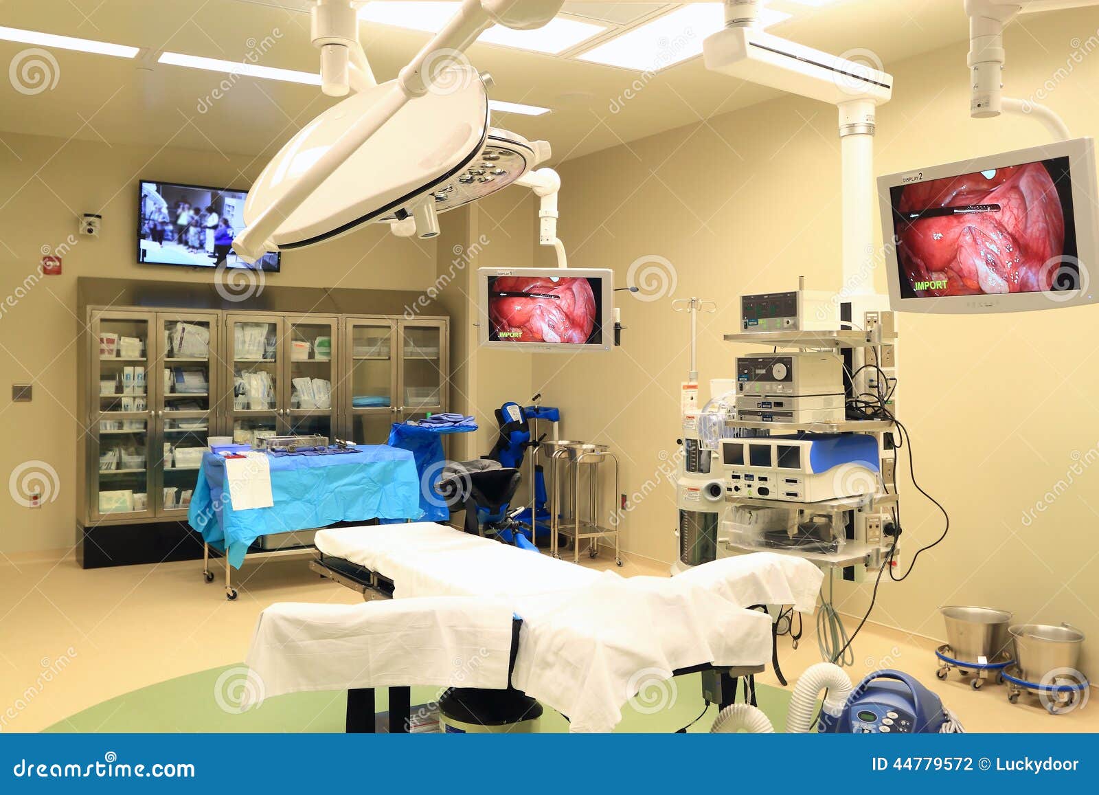 Sala operatoria fotografia stock. Immagine di dispositivo - 44779572