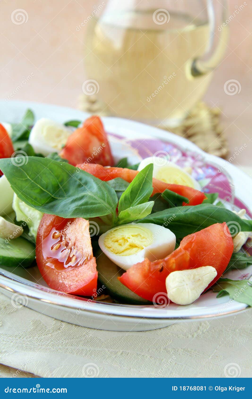 Salad with Quail Eggs and Tomato Stock Image - Image of garnish, heat ...