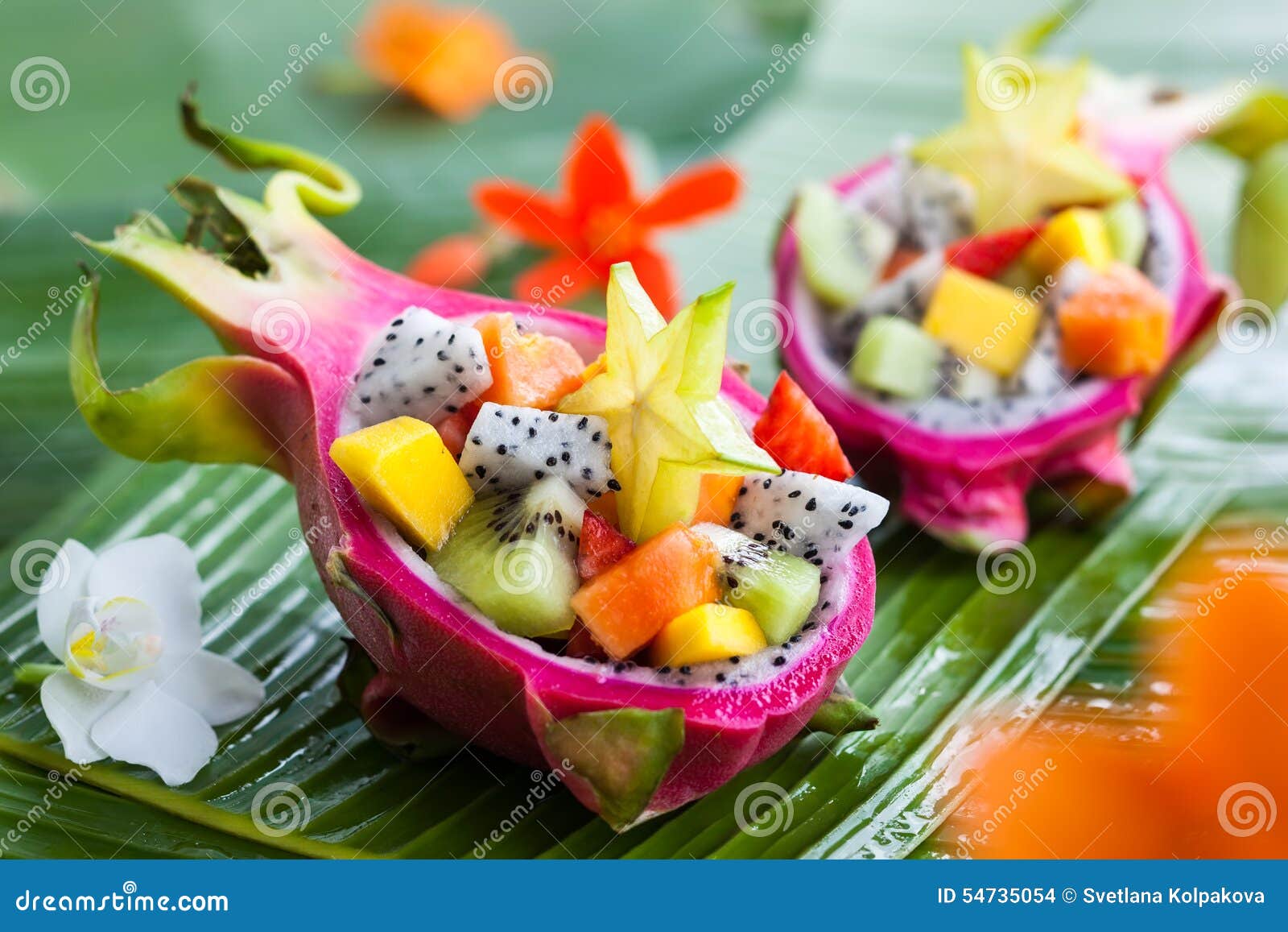Salade de fruits exotique photo stock. Image du fruit - 54735054