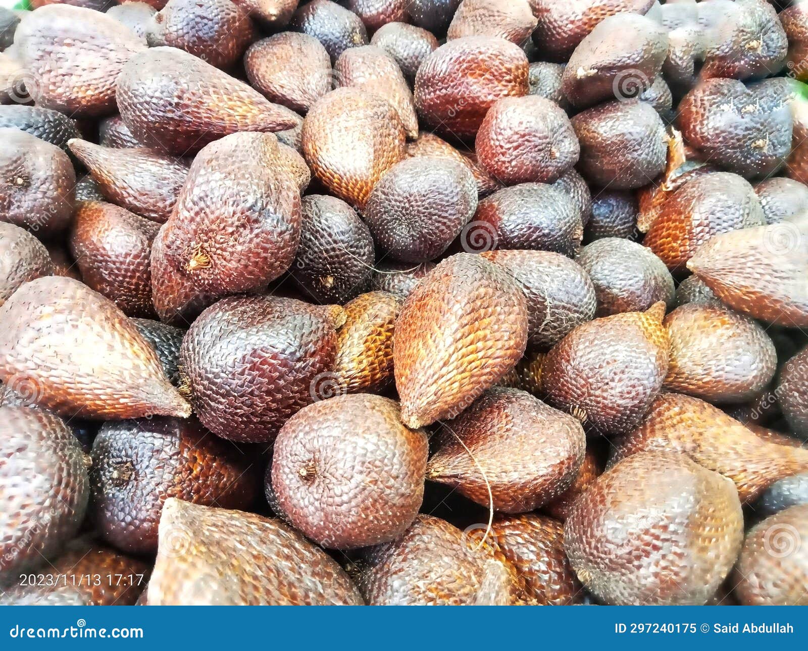 Salak Is A Type Of Palm Fruit Commonly Eaten. Snake Fruit, Its ...