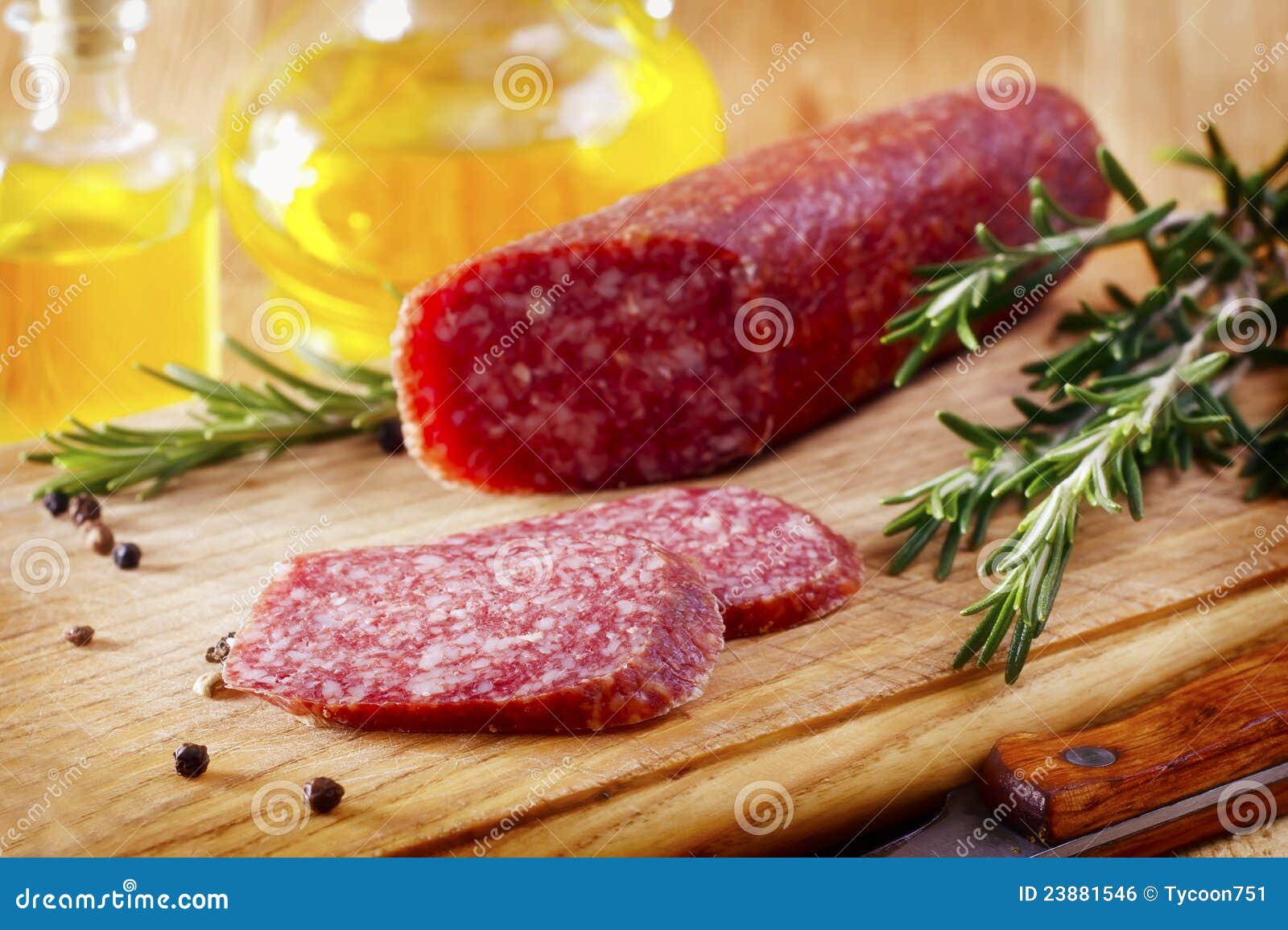 Salami foto de stock. Imagem de rosmaninho, macro, parcela - 23881546