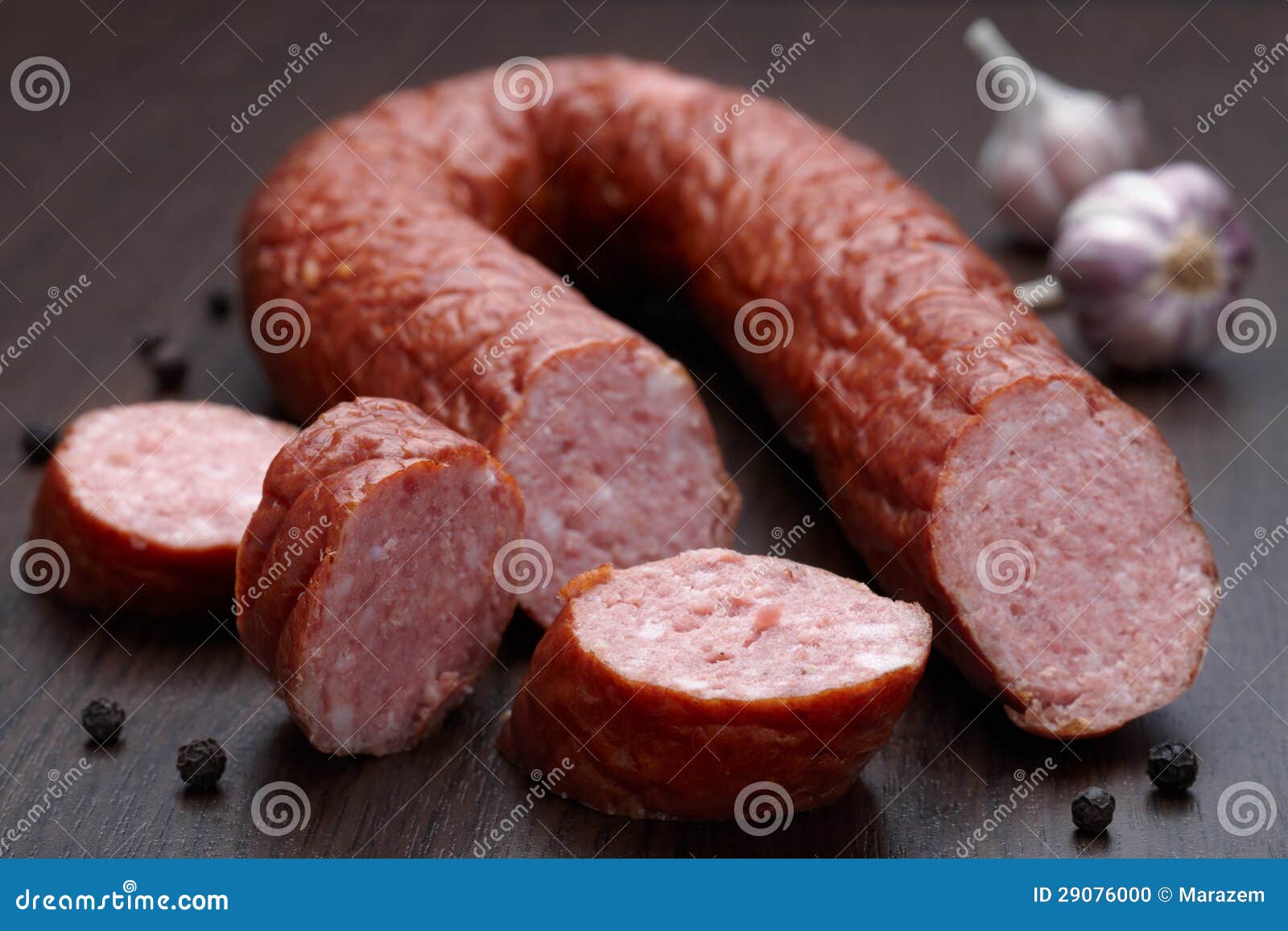 Salchicha ahumada foto de archivo. Imagen de comida, comer - 29076000