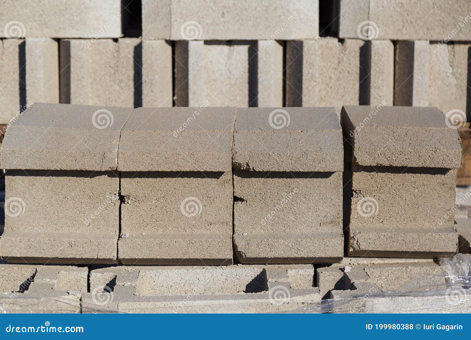 Sale of Bricks for Construction. Wholesale Base of Building Materials ...