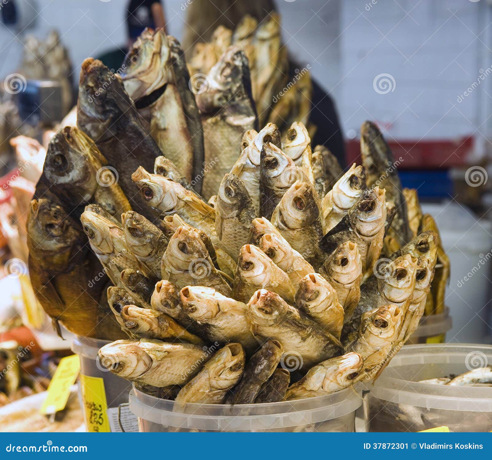 Sale of a Vobla on a Market. Stock Image - Image of market, sale: 37872301