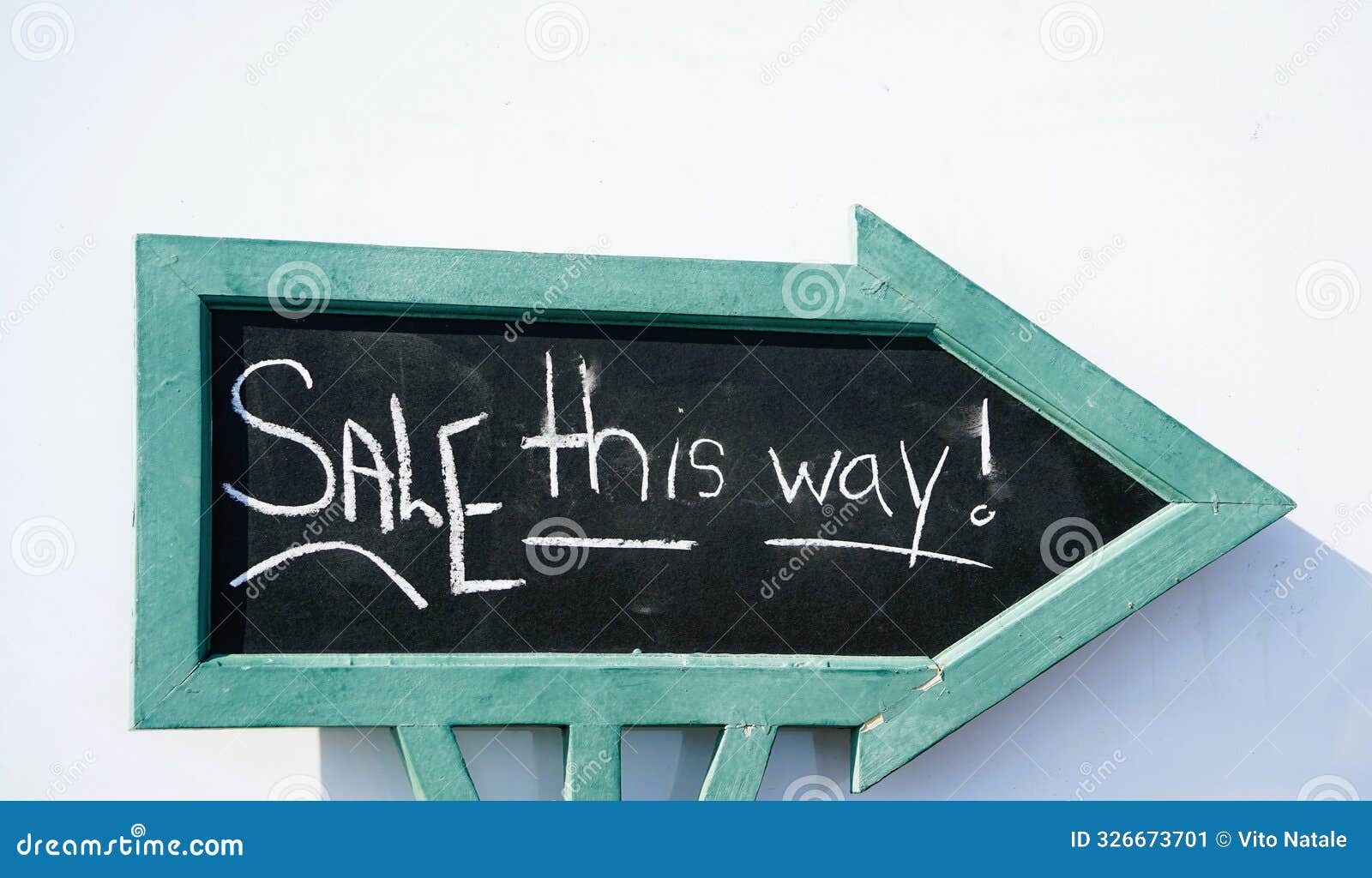 Sale this way sign arrow. stock illustration. Illustration of yardsale ...
