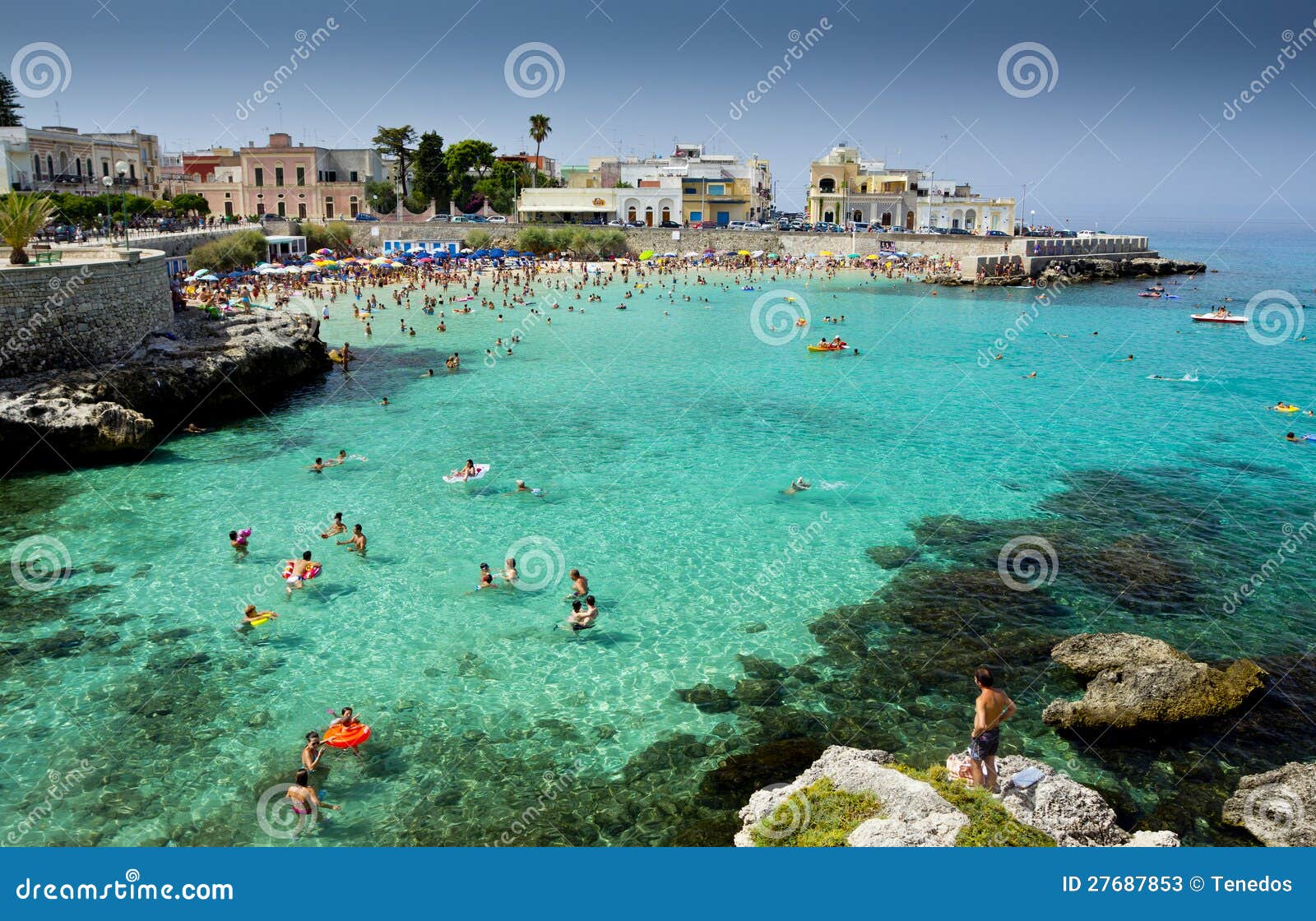 Salento, Praia Sul De Italy Foto de Stock Editorial - Imagem de lazer ...