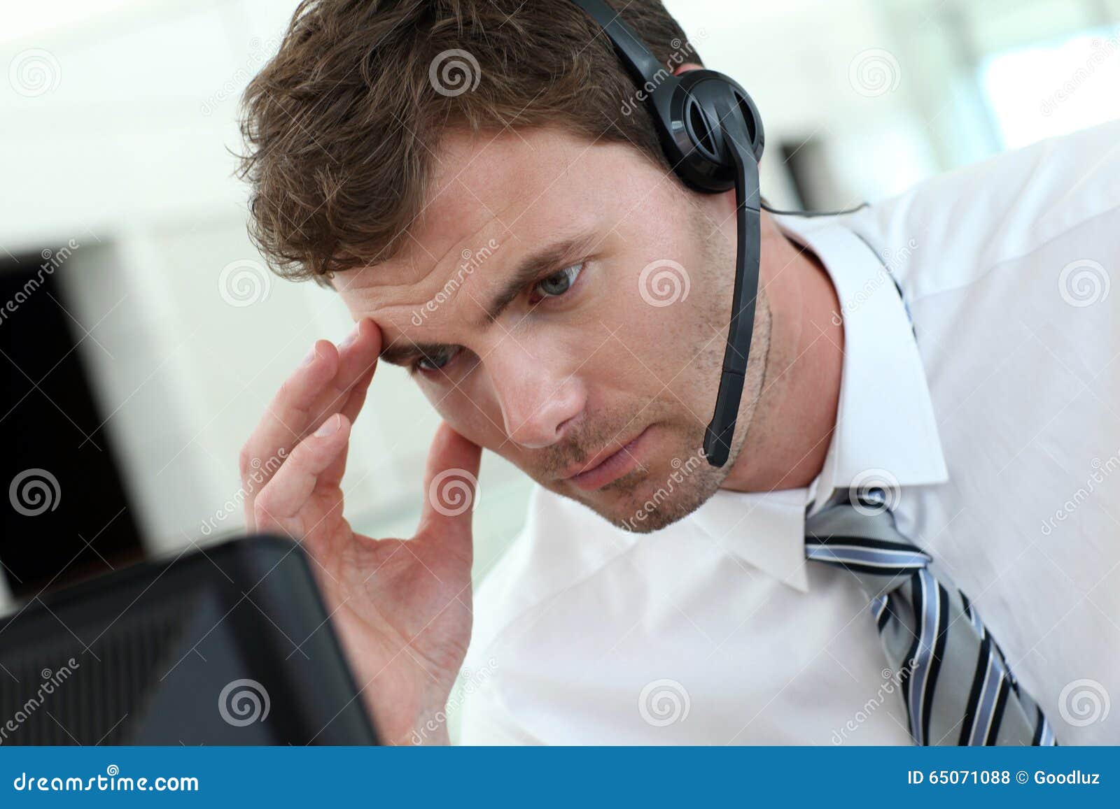 Salesman Working on Computer Stock Photo - Image of salesman, helpline ...