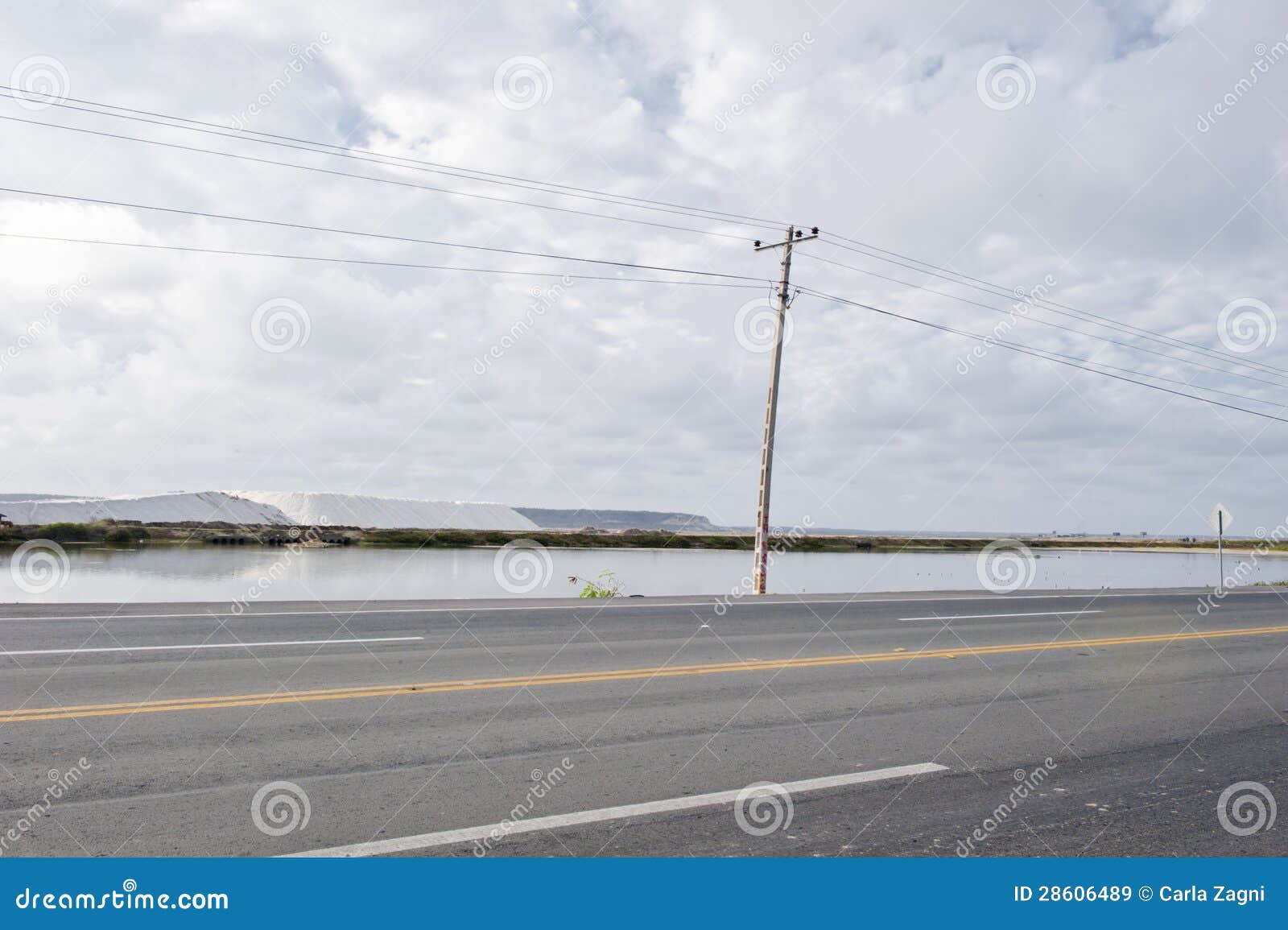 Salin image stock. Image du salin, côte, lagune, vente - 28606489